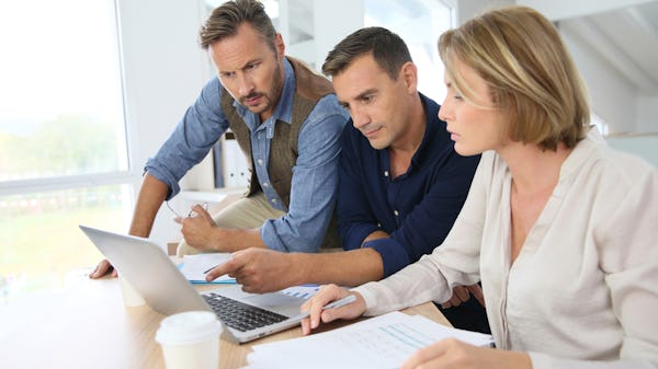 Succesvol inkopen: hoeveel inkopers zet je in?