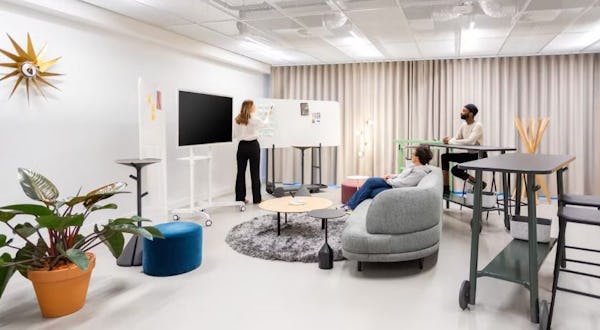 IWG (Spaces, Regus) wil uitbreiden met 200 nieuwe flexkantoren